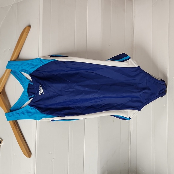 Speedo | Swim | Euc Speedo Girls Sz 4 One Piece Swimsuit | Poshmark
